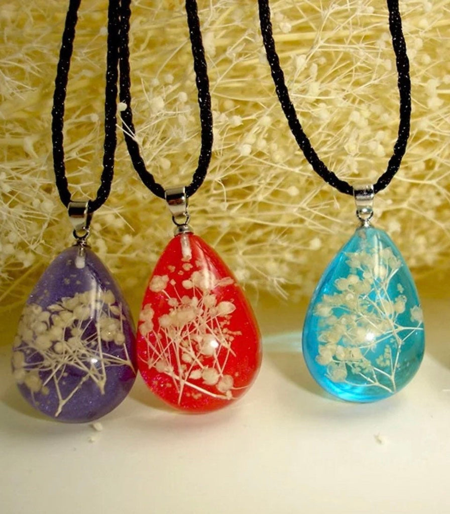 Real Flowers Pendant Necklace Encased in Resin that Glows in the Dark ...